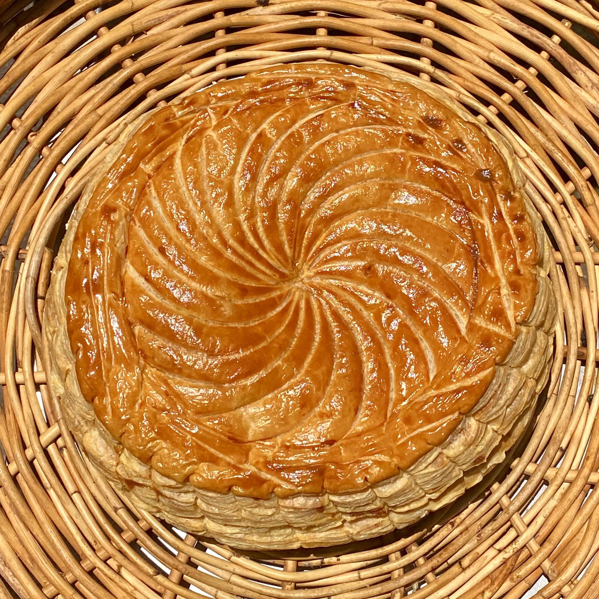 Croquembouche Patisserie – French cakes and delicacies since 2000